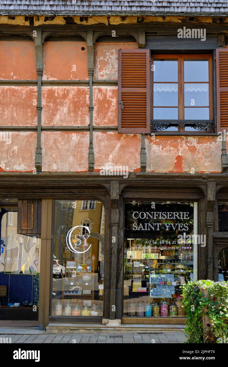 France, Indre (36), La Châtre, confectionery Saint-Yves Stock Photo - Alamy
