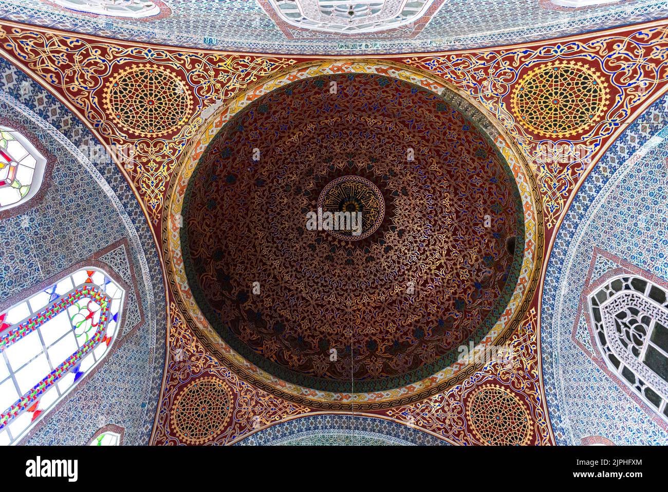 detail of interior dome of the topkapi palace in istanbul Stock Photo ...