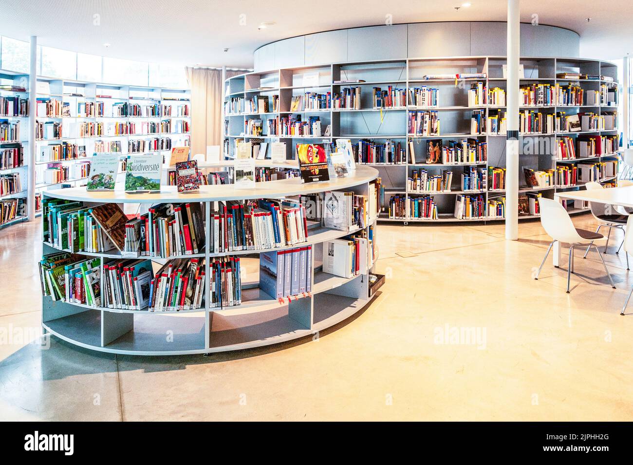 The library and ressource centre of the Louvre-Lens, France Stock Photo ...