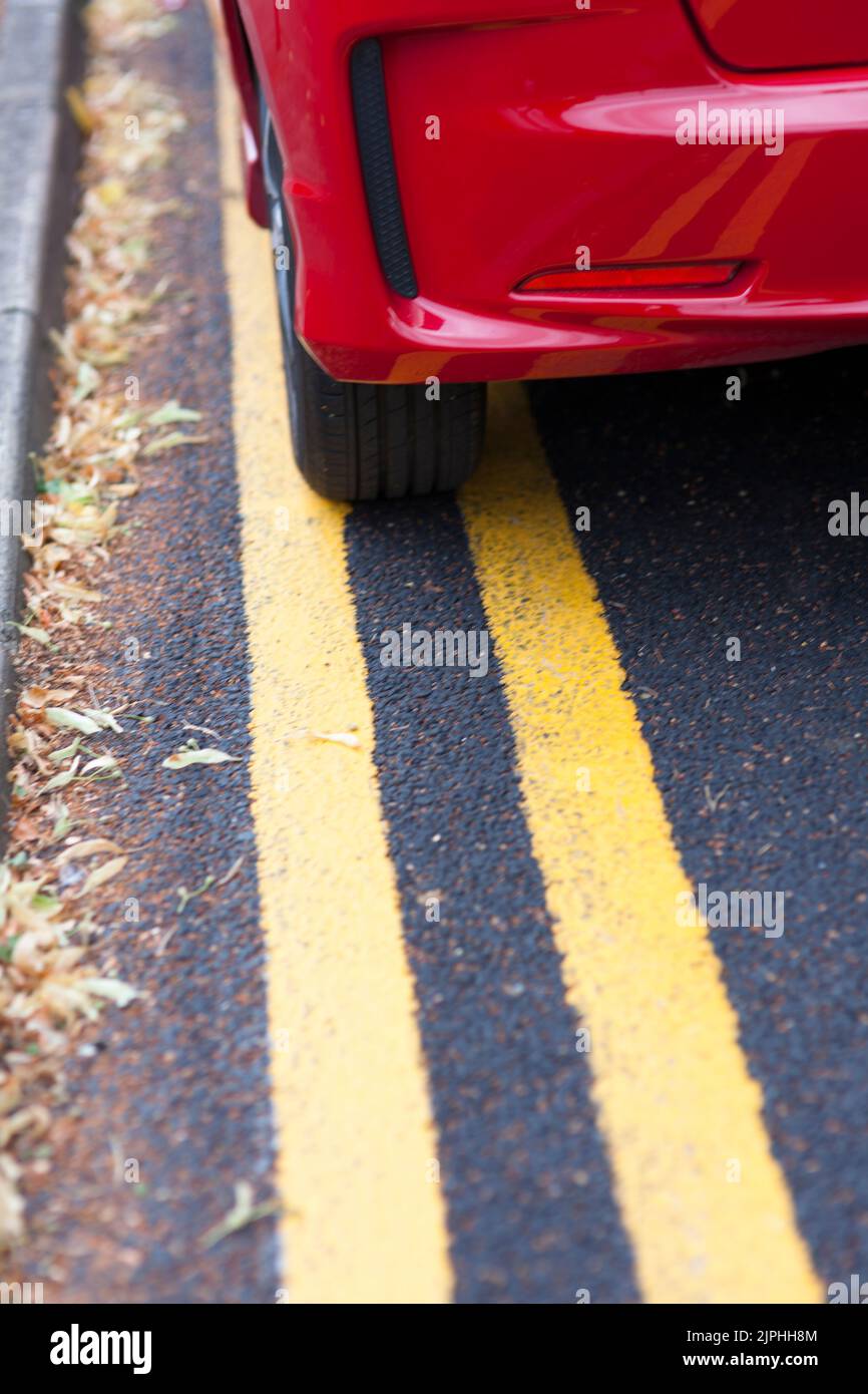 Car parking sign no waiting hi-res stock photography and images - Alamy