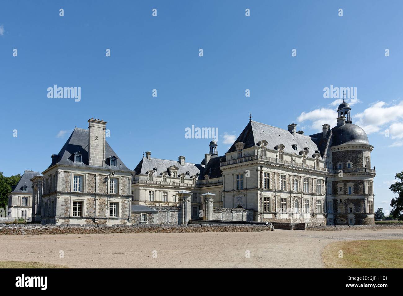 Schloss serrant hi-res stock photography and images - Alamy