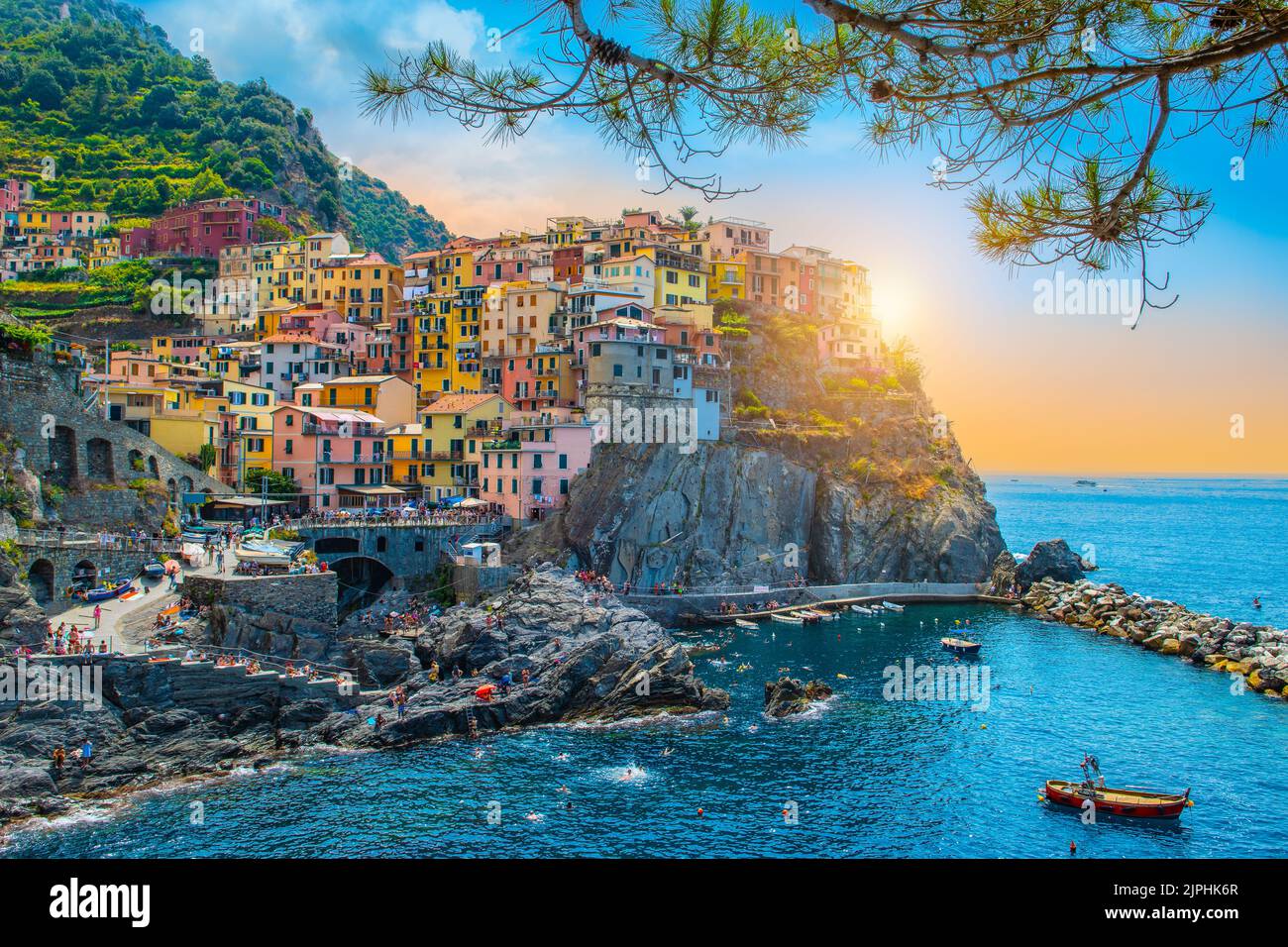Manarola village at sunset, Cinque Terre Italy Stock Photo - Alamy