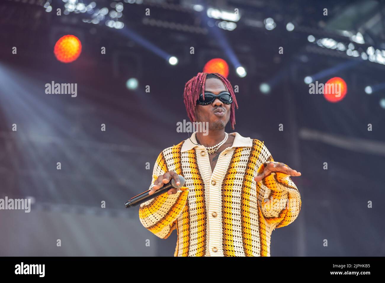 (C) Denis TRASFI / MAXPPP - à l' hyppodrome de Longchamps de Paris le ...