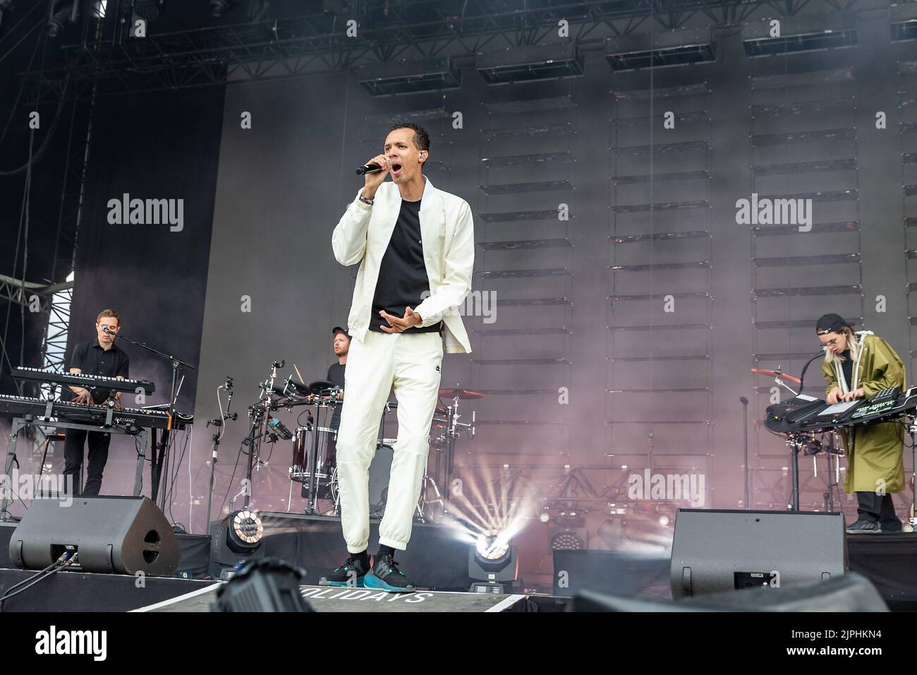 (C) Denis TRASFI / MAXPPP - à l' hyppodrome de Longchamps de Paris le ...