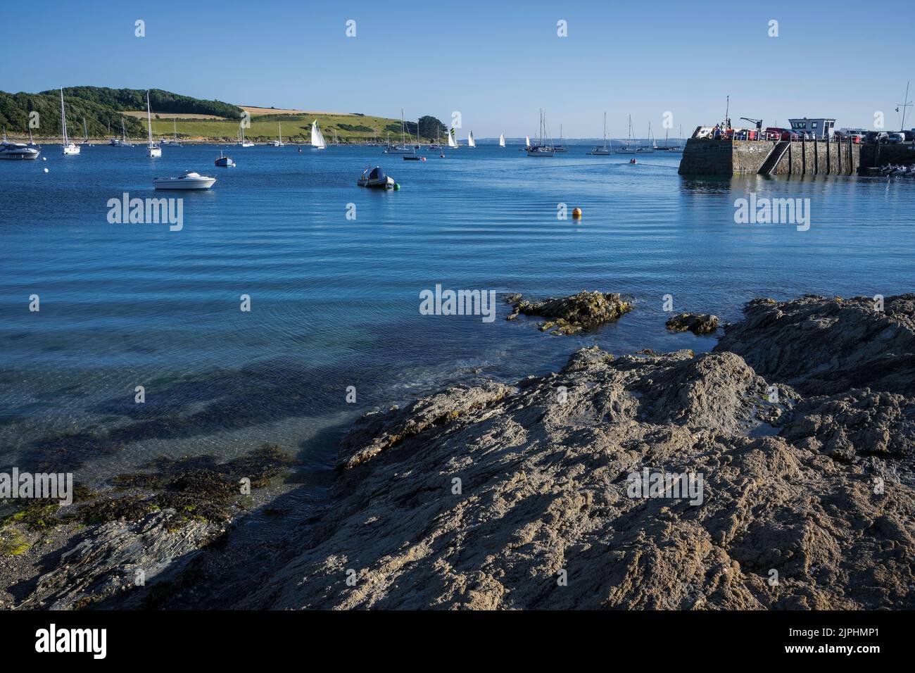 Shoreline summer at St Mawes, Cornwall UK Stock Photo - Alamy