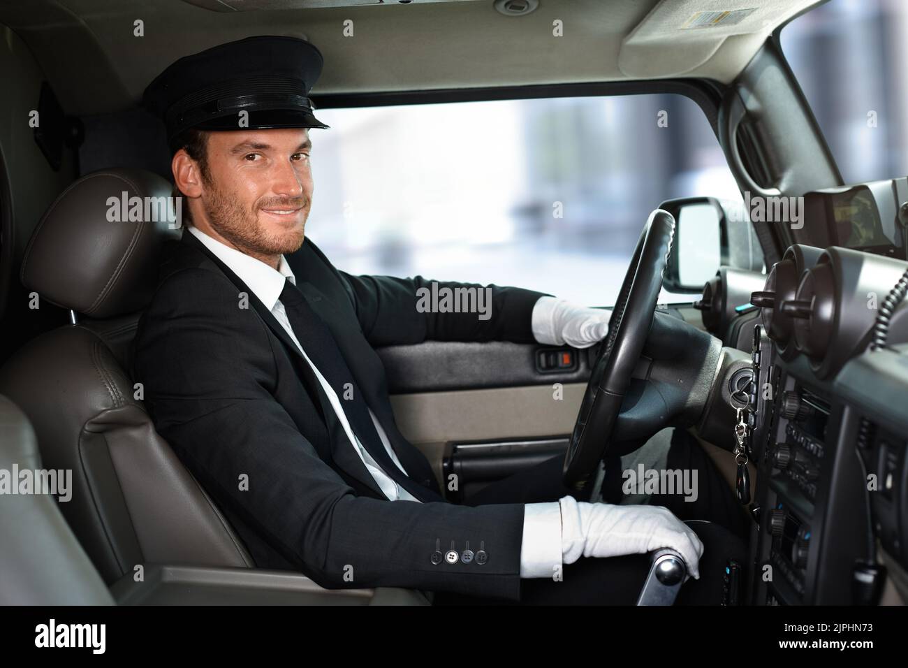 Limousine driver hi-res stock photography and images - Alamy