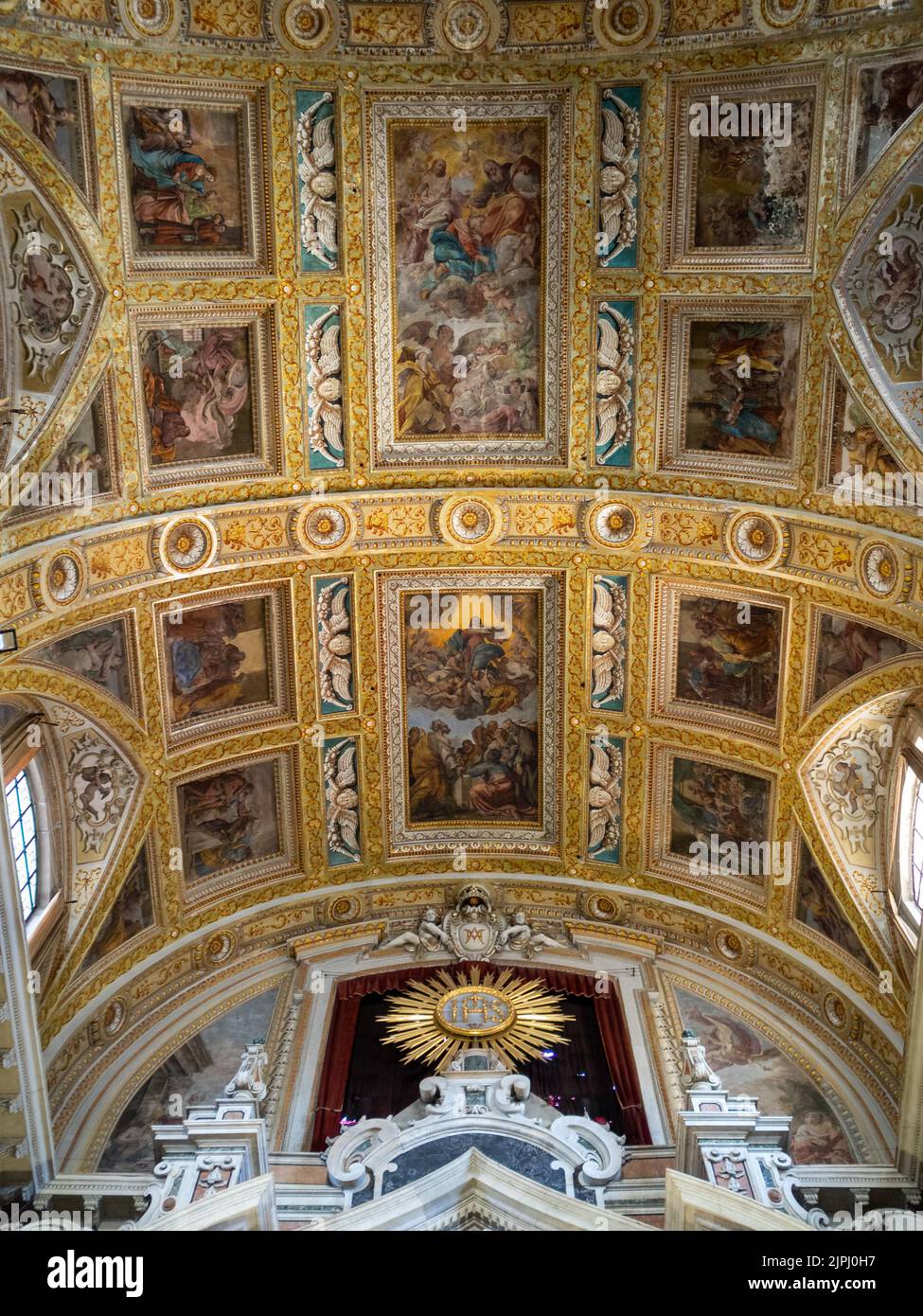 Altar ceiling hi-res stock photography and images - Alamy