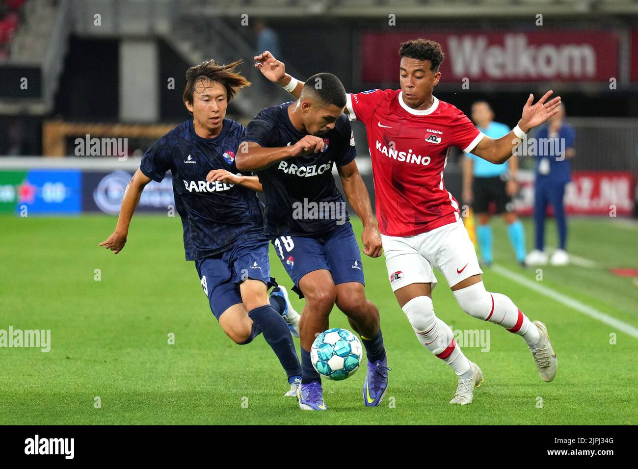 ALKMAAR - (lr) Kanya Fujimoto of Gil Vicente FC, Myron van Brederode of ...