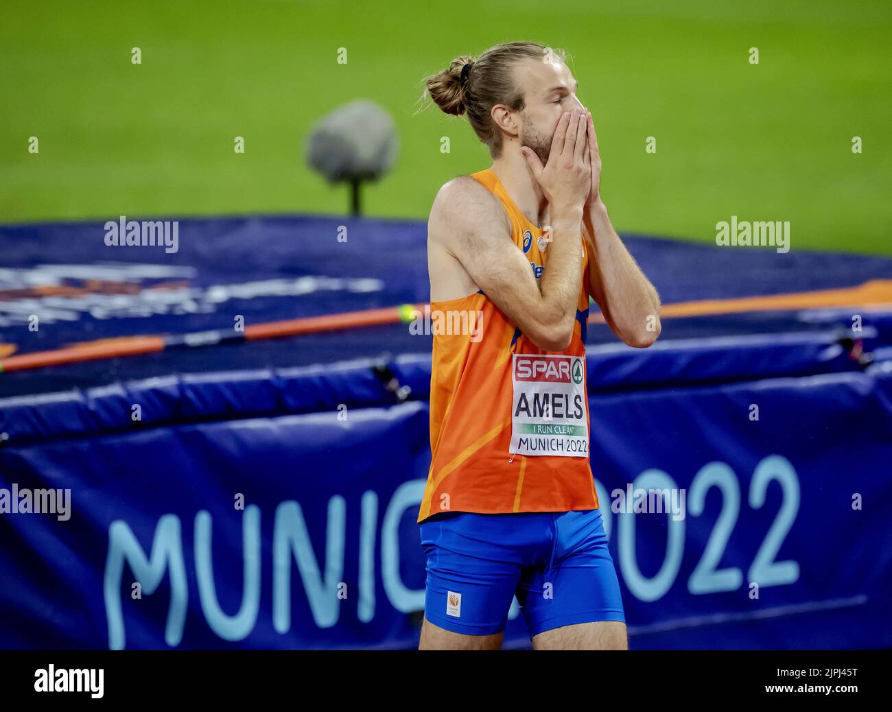 MUNCHEN - Douwe Amels in action during the high jump final on the ...