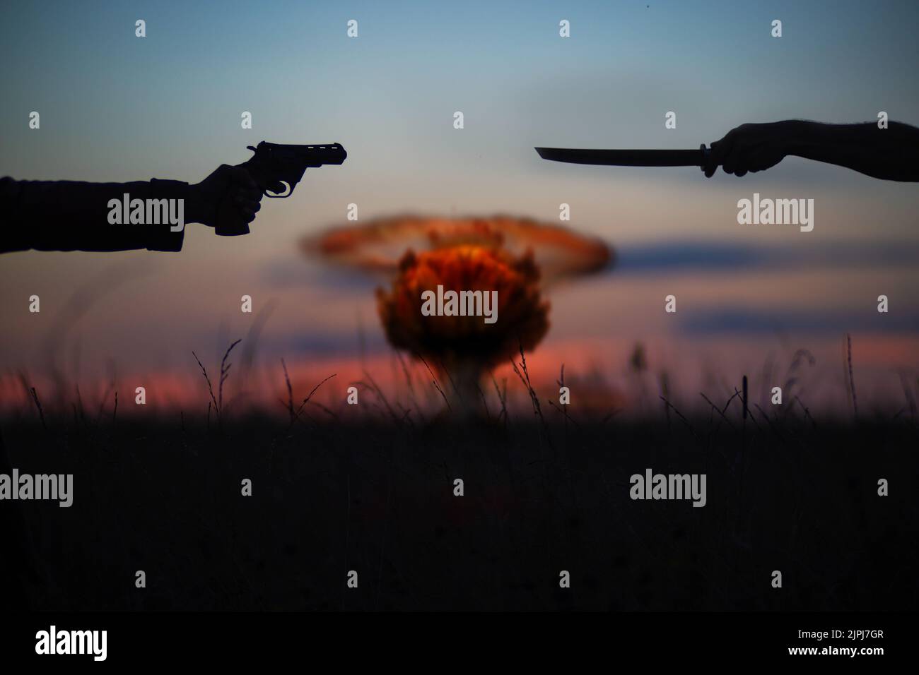 The battle of two forces and a nuclear strike. Background of the atomic ...