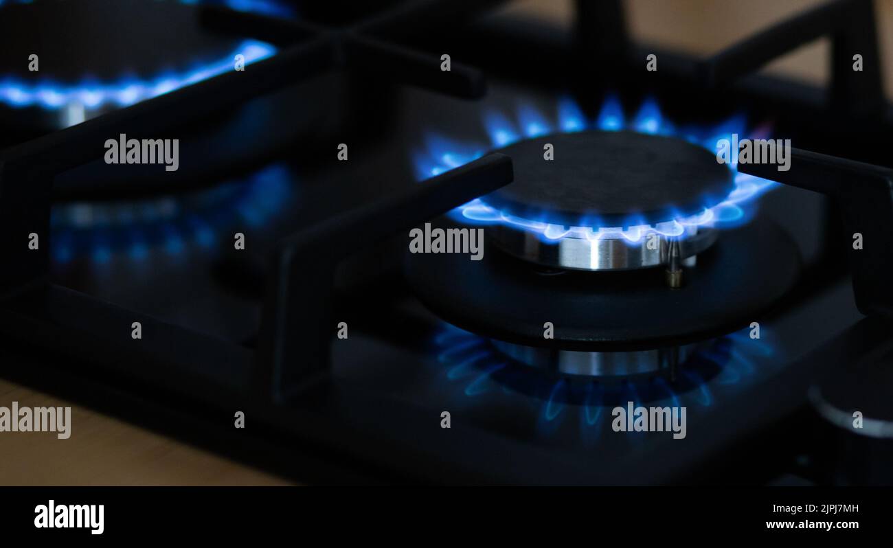 kitchen gas cooker with burning fire propane gas Stock Photo - Alamy