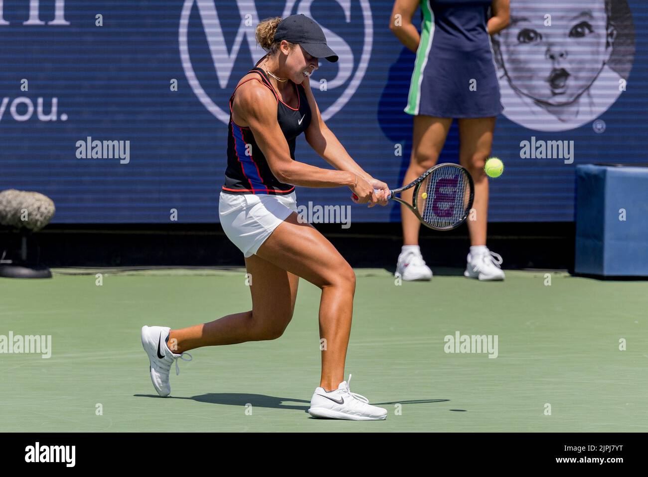 Mason, Ohio, USA. 18th Aug, 2022. Madison Keys (USA) hits a two-handed ...