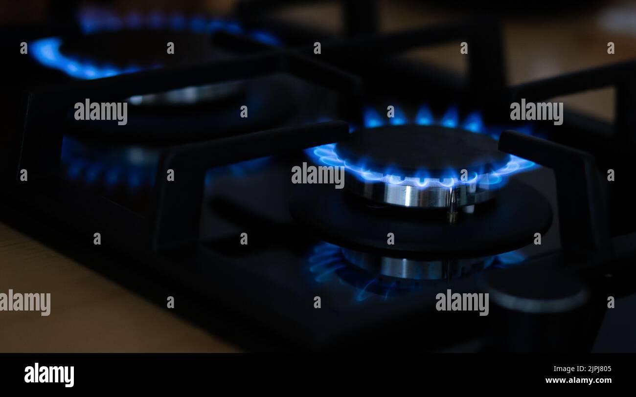 kitchen gas cooker with burning fire propane gas Stock Photo - Alamy