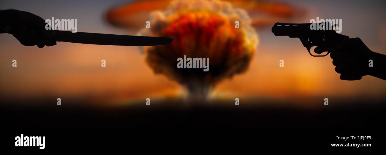 The battle of two forces and a nuclear strike. Background of the atomic ...