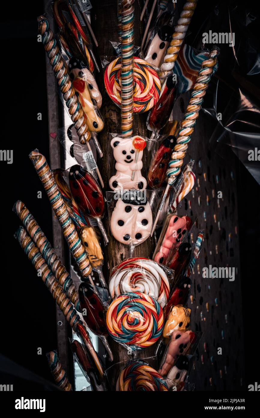 Animal shaped candies hi-res stock photography and images - Alamy