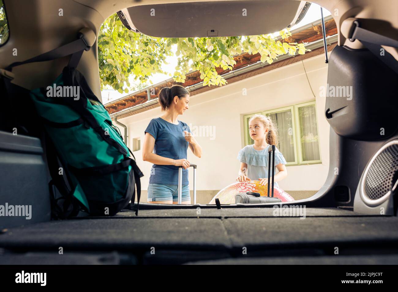 Child loading hi-res stock photography and images - Alamy