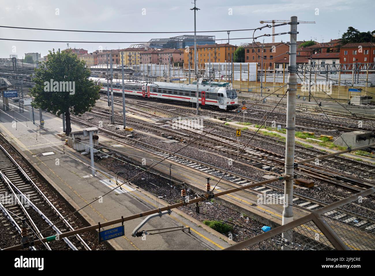 Railway station bologna hi-res stock photography and images - Alamy