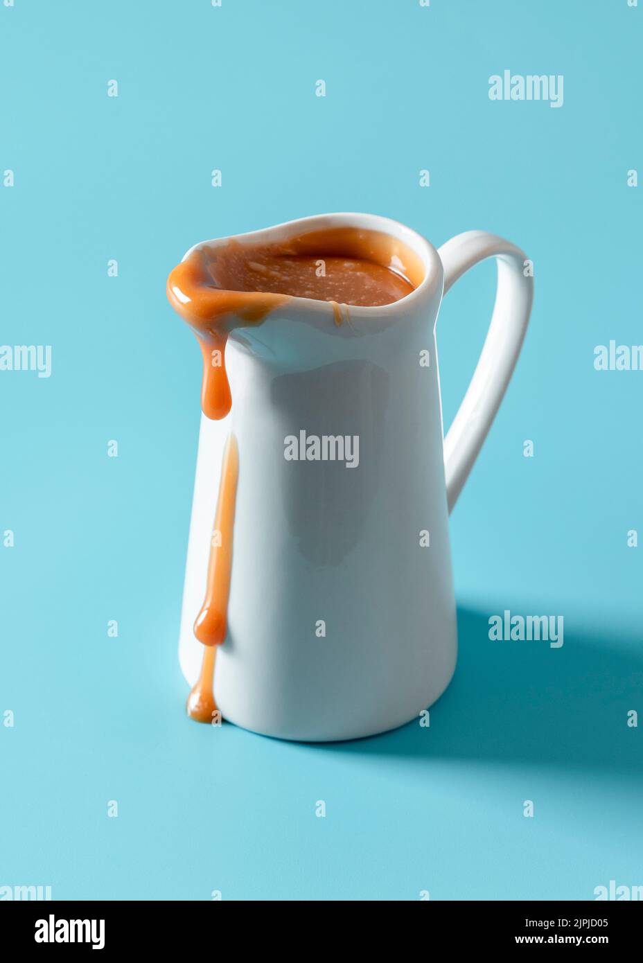 Toffee sauces hi-res stock photography and images - Alamy