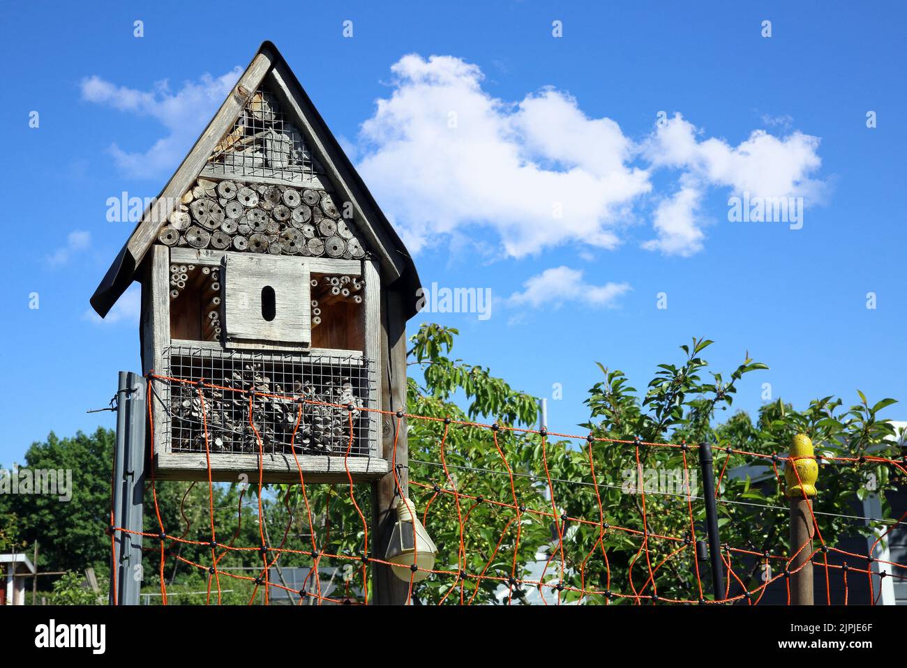 insect nest, insect house, insect hotel, insect nests, insect houses ...