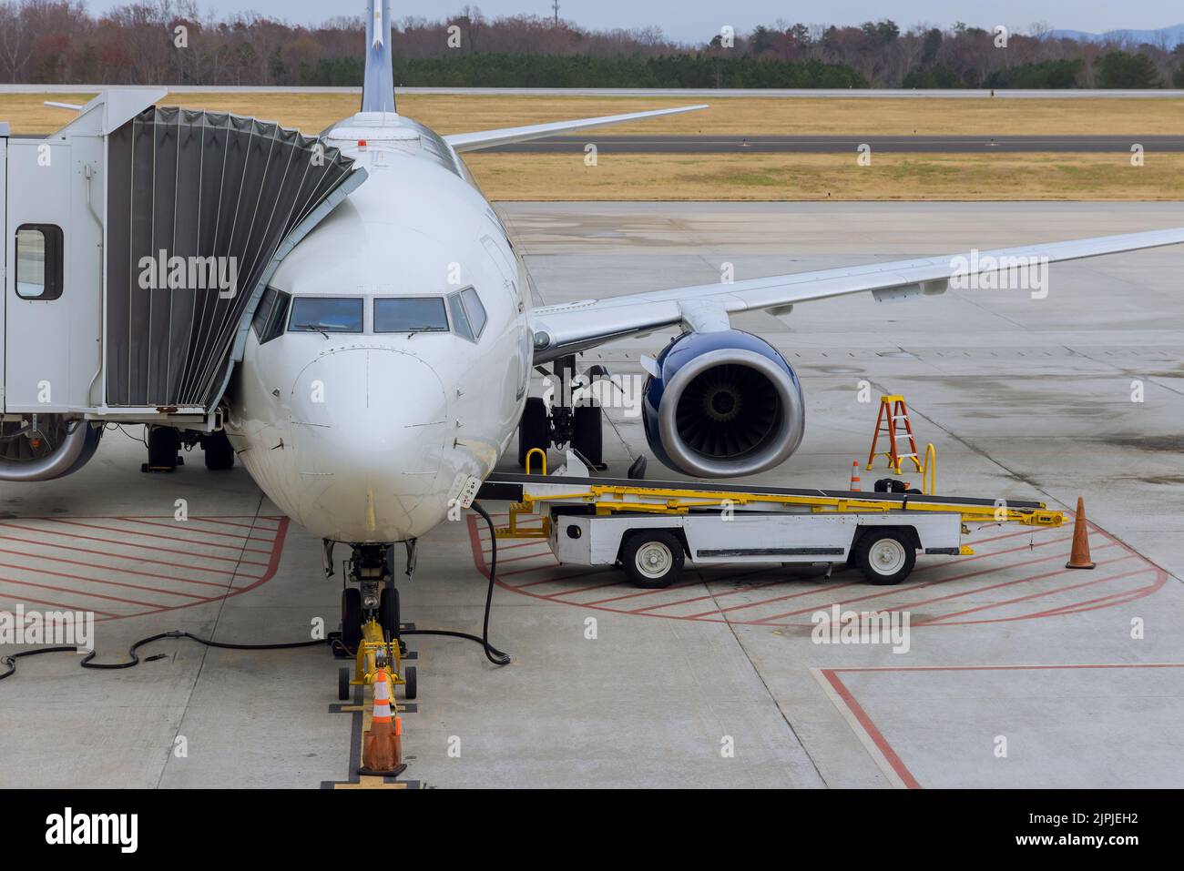 airplane, jet bridge, passagierbrücke, airplanes, plane, planes, jet ...