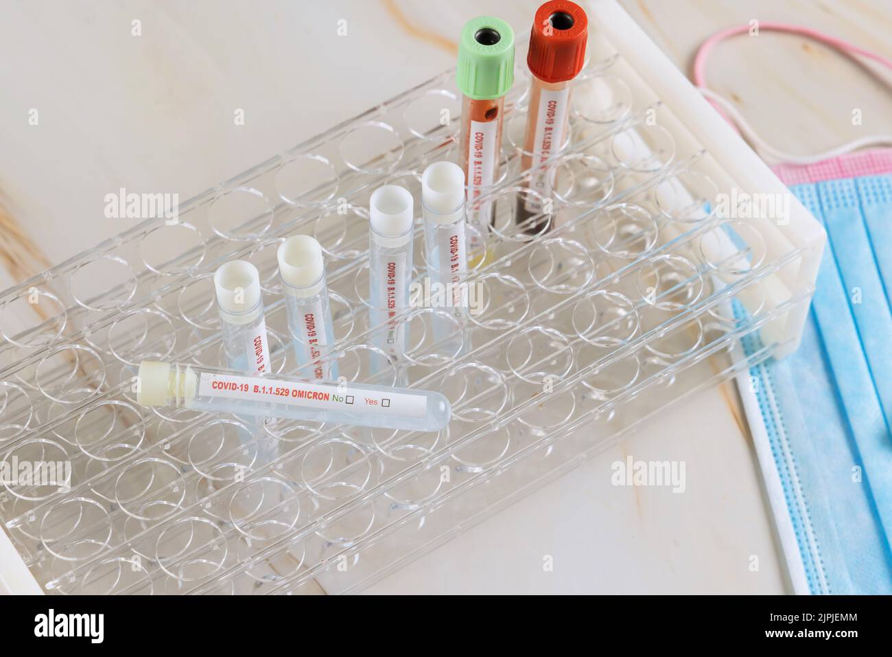 laboratory, testing, covid-19, omicron, corona-variante, delta-variante ...