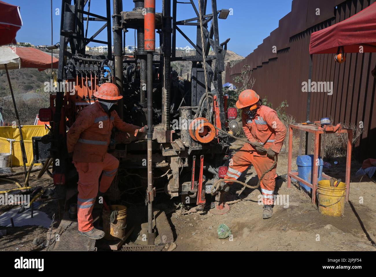 Broken sewage pipes hi-res stock photography and images - Alamy