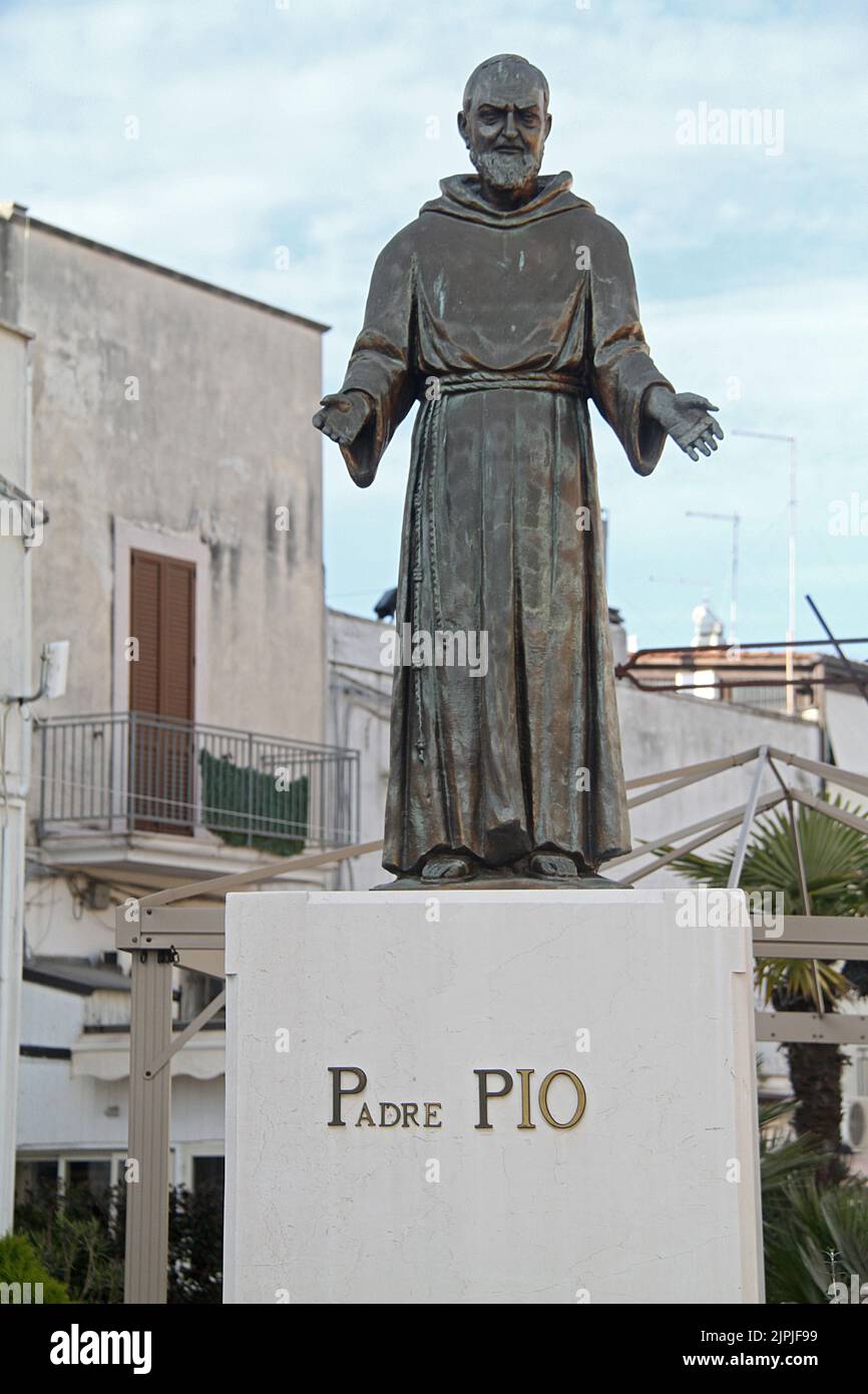 Statue of Saint Pio of Pietrelcina (Padre Pio) in Carovigno, Italy ...