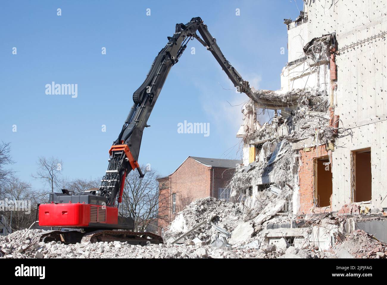 excavator, demolition, house demolitions, earth movers, demolitions ...