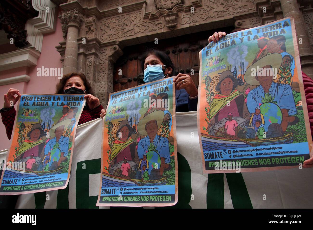 Environmental defenders peru hi-res stock photography and images - Alamy