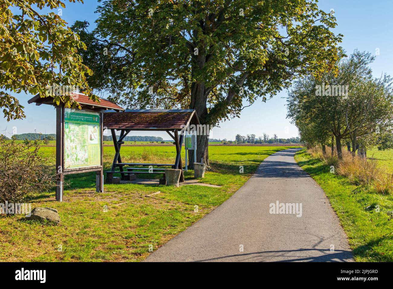 Footpath information board hi-res stock photography and images - Alamy