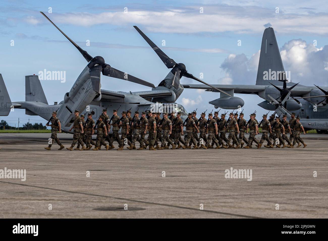 Change command ceremony 1st hi-res stock photography and images - Alamy