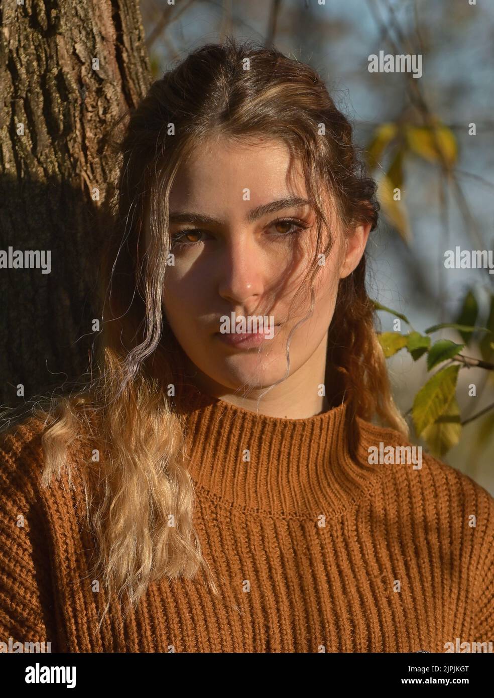 portrait, girl, dreaming, portraits, girls, dream Stock Photo - Alamy