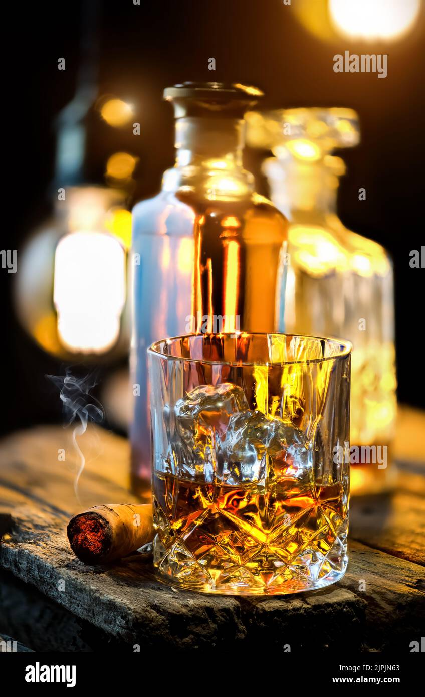 cigar, whiskey, cigars, alcohol, whiskeys Stock Photo - Alamy
