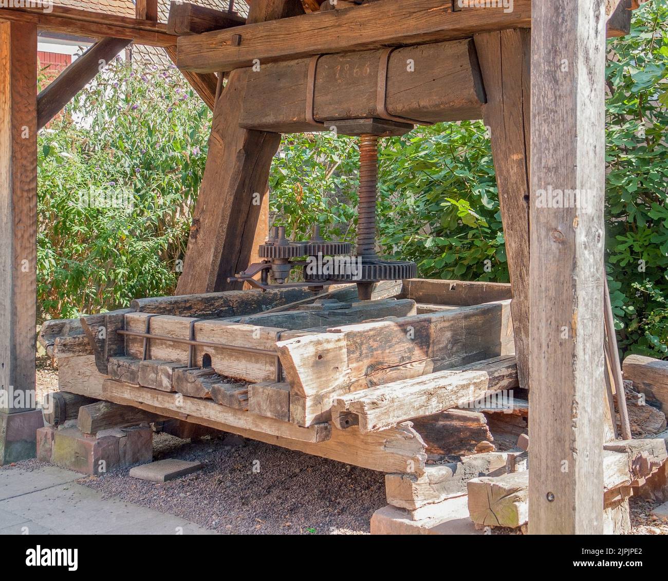 The medieval press hi-res stock photography and images - Alamy