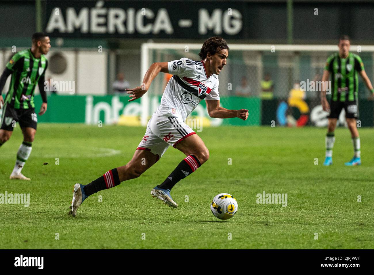 Alessandra gomes hi-res stock photography and images - Alamy