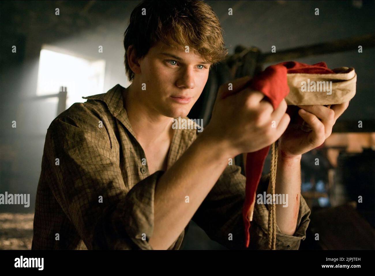 JEREMY IRVINE, WAR HORSE, 2011 Stock Photo - Alamy