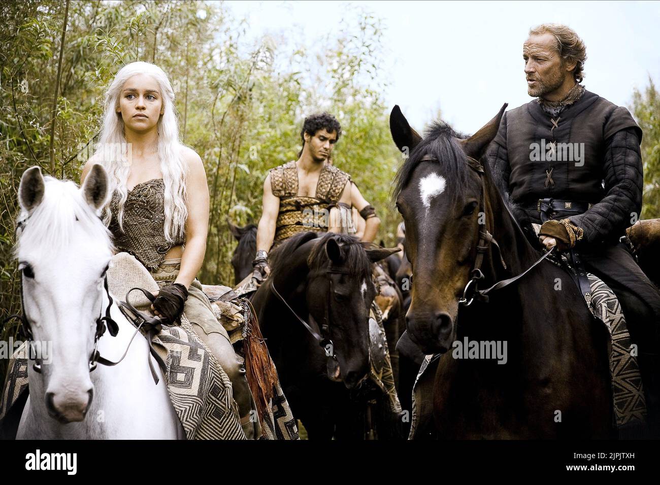 Emilia clarke game of thrones hi-res stock photography and images - Alamy