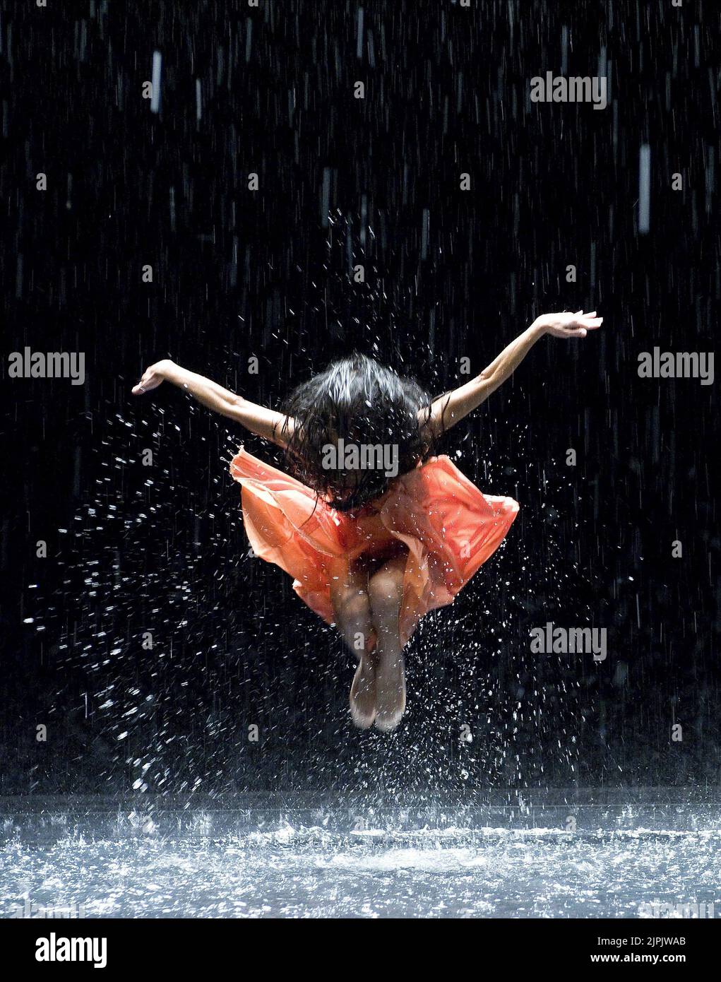 Dancer stills hi-res stock photography and images - Alamy