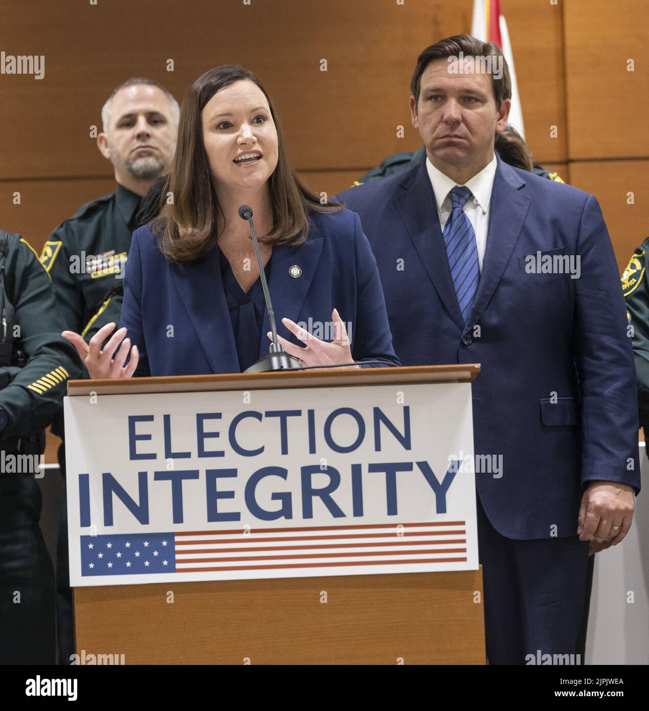 Florida attorney general ashley moody hi-res stock photography and ... Florida attorney general ashley moody hi-res stock photography and ...