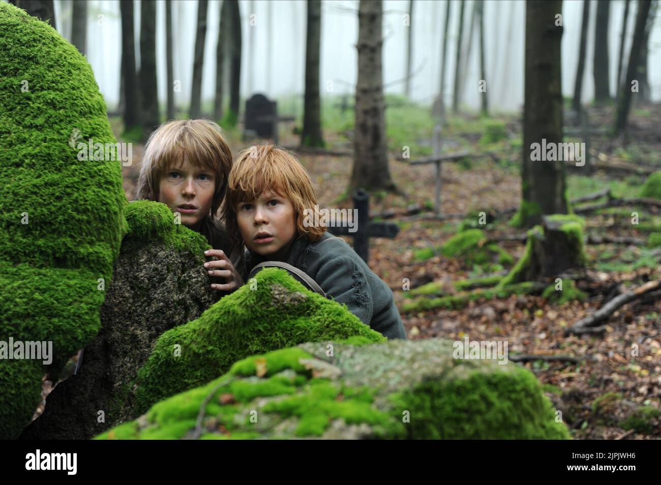 LOUIS HOFMANN, LEON SEIDEL, TOM SAWYER, 2011 Stock Photo - Alamy
