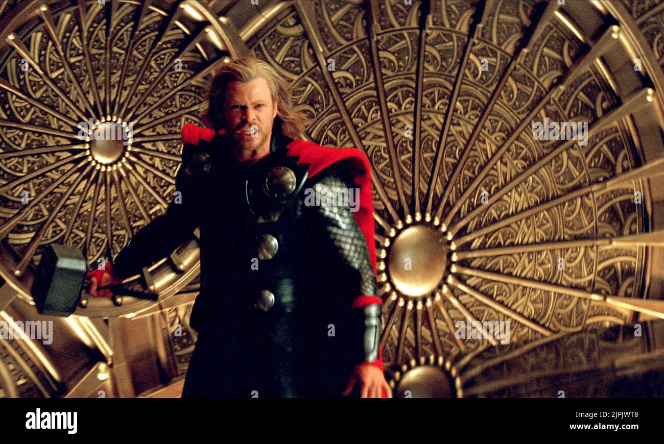 Chris hemsworth thor stills hi-res stock photography and images - Alamy