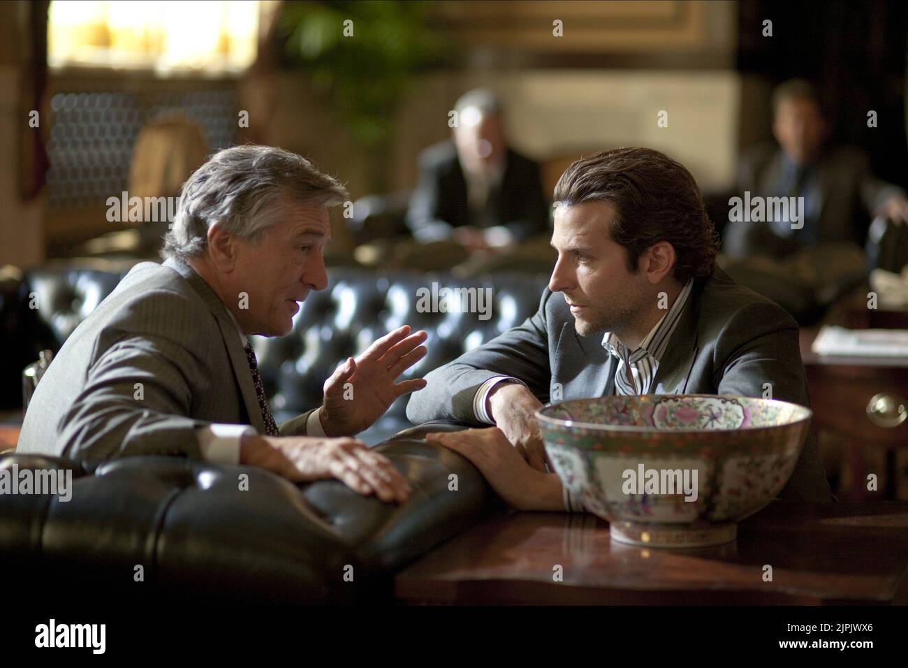 ROBERT DE NIRO, BRADLEY COOPER, LIMITLESS, 2011 Stock Photo - Alamy