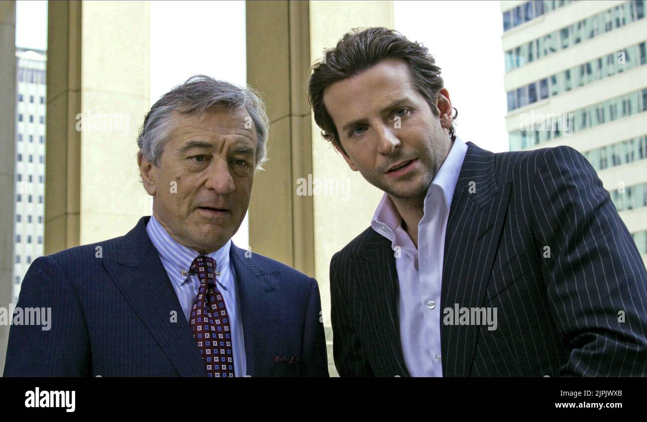ROBERT DE NIRO, BRADLEY COOPER, LIMITLESS, 2011 Stock Photo - Alamy