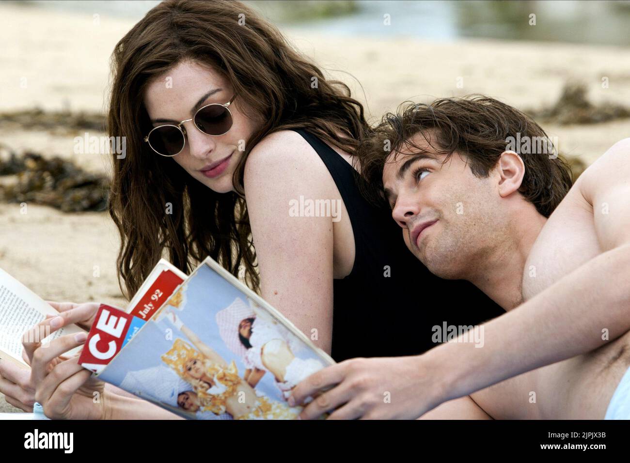 Anne hathaway at the beach hi-res stock photography and images - Alamy
