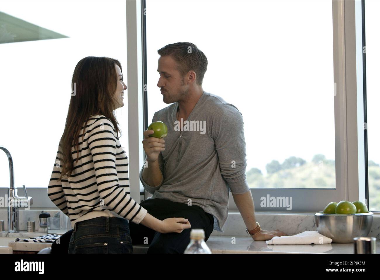 EMMA STONE, RYAN GOSLING, CRAZY STUPID LOVE., 2011 Stock Photo - Alamy