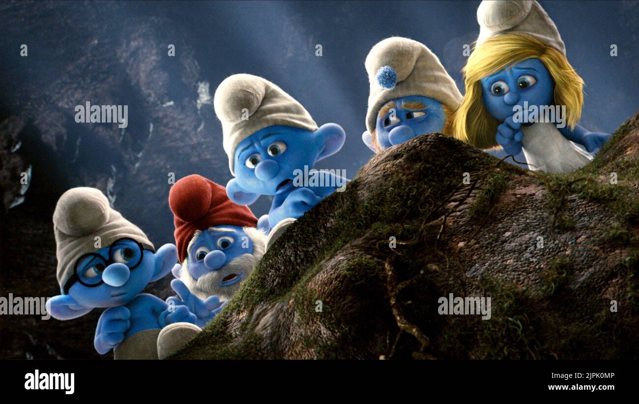 BRAINY,PAPA,GROUCHY,GUTSY,SMURFETTE, THE SMURFS, 2011 Stock Photo - Alamy