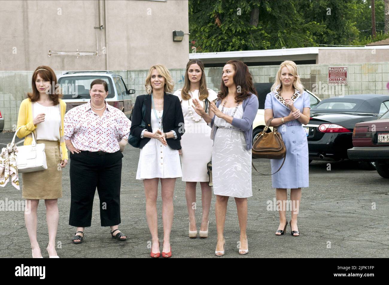 ELLIE KEMPER, MELISSA MCCARTHY, NANCY CARELL, ROSE BYRNE, MAYA RUDOLPH ...