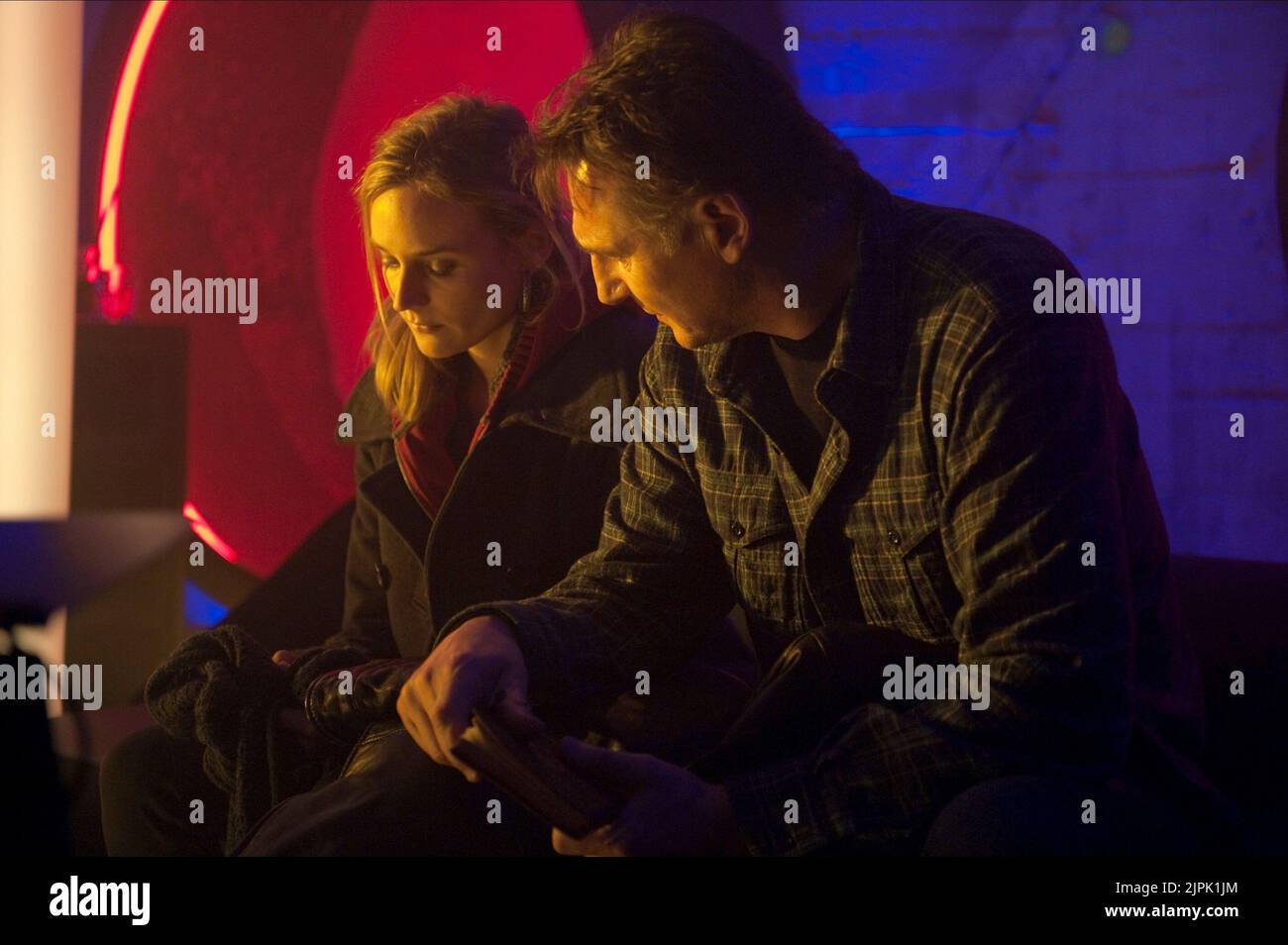 Unknown movie liam neeson hi-res stock photography and images - Alamy