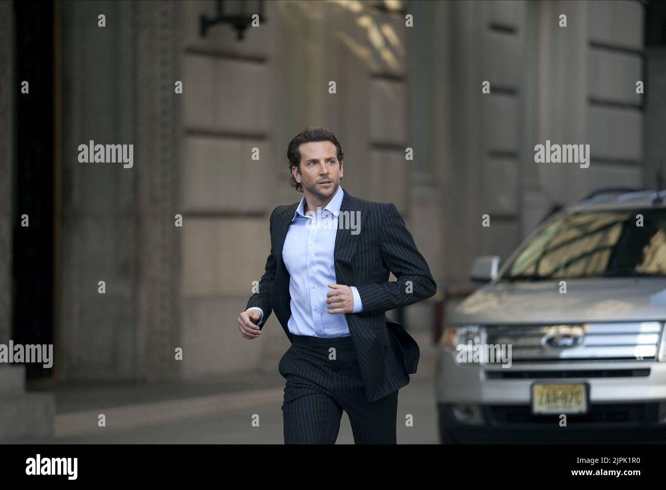 Limitless bradley cooper hi-res stock photography and images - Alamy