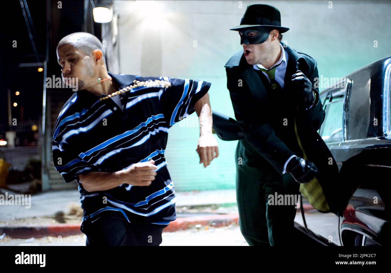 Green screen fighting hi-res stock photography and images - Alamy